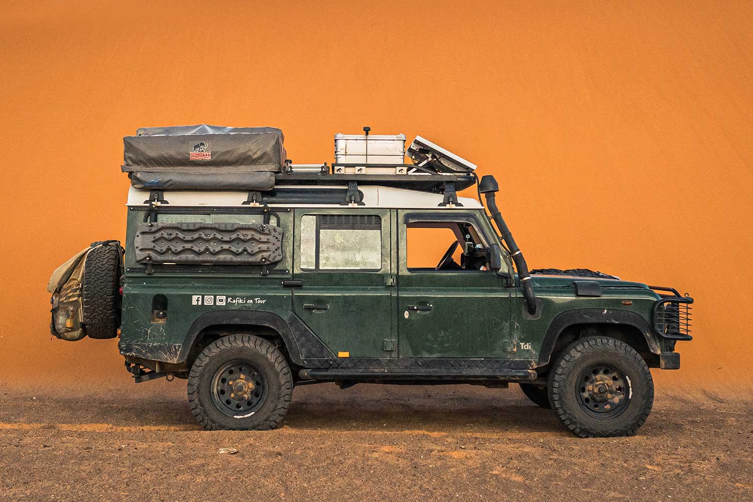 Overland Defender Rafiki On Tour Overland Defender Rafiki On Tour